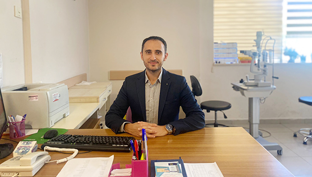 Yalvaç Devlet Hastanesi Göz Hastalıkları Uzmanı Dr. Serhat Eker ...